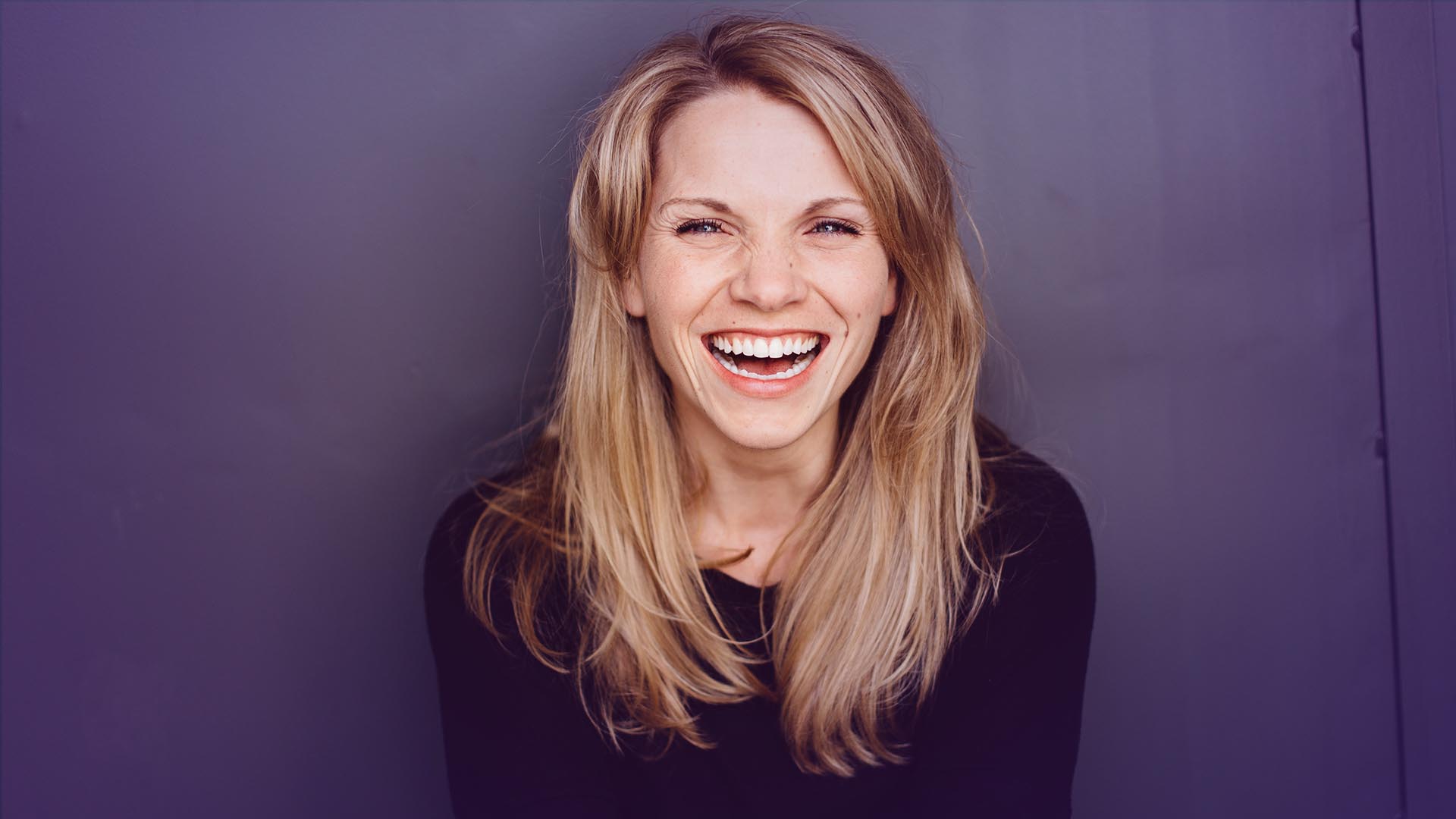 Actress Maria Kempken- How to produce your own webshow? - Comacon